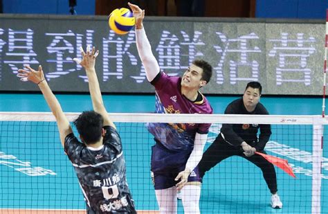 男排 江川轮休北京夺9连胜 上海3 1擒八一居次席萨比