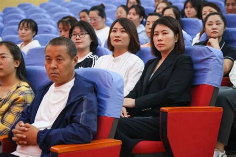 安平志臻小学部召开家委会成立大会 安平志臻