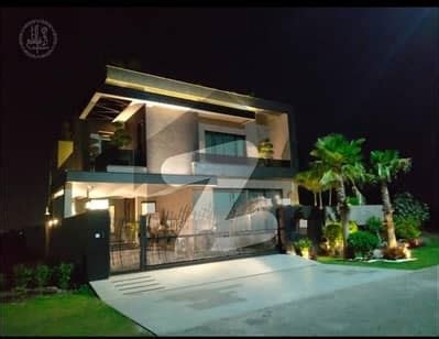 1 Kanal Full Furnished Full Basement With Home Theater Cinema Galleria
