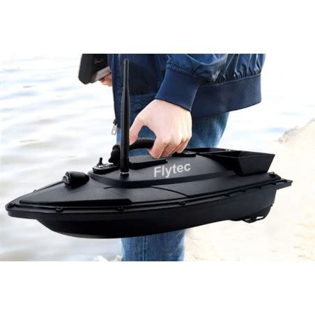 Bateau Amorceur Flytec pour la pêche à la carpe