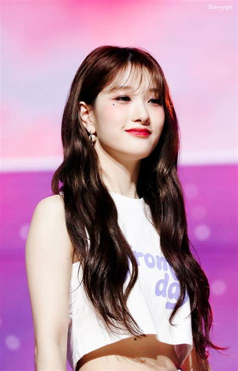 Pin On 06 Lee Seo Yeon 🐼 이서연 In 2024 Lee Seo Yeon Fromis 9 Seoyeon Pledis Entertainment