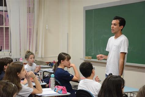 Em ação do Projeto de Leitura estudantes são estimulados a valorizar