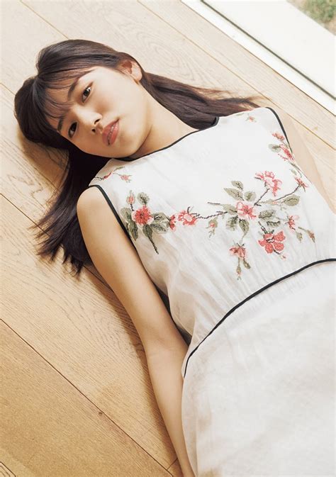 画像55 鷲見玲奈アナ、ノースリーブ姿で磨きのかかった美貌披露 モデルプレス
