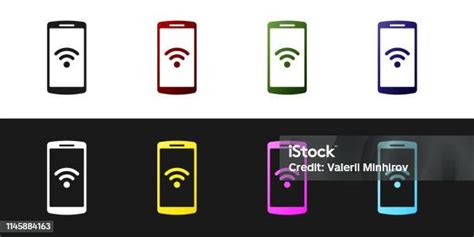 흑백 배경에 고립 된 무료 Wifi 무선 연결 아이콘으로 스마트 폰을 설정 하십시오 무선 기술 와이파이 연결 무선 네트워크 핫