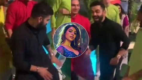 Virat Kohli Sets Dance Floor On Fire With His Moves On Samanthas Oo