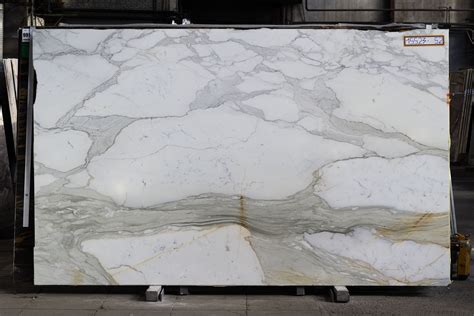 Мрамор Калакатта Голд/ Calacatta Gold | MagmaStones