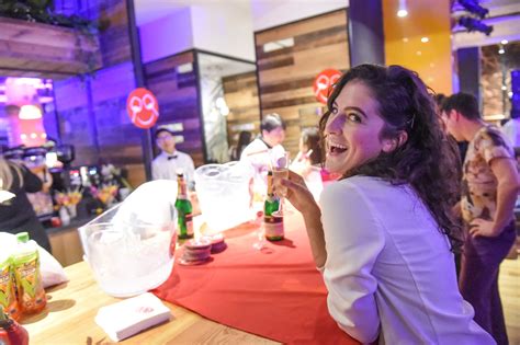 过年How Entrepreneur Meredith Sides on Firework Safety and Nut Butter