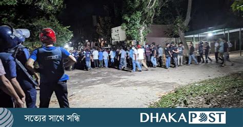 জাবিতে গভীর রাতে শিক্ষার্থীদের ওপর ছাত্রলীগের হামলা পুলিশের গুলি