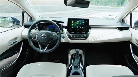 Toyota Corolla Altis Mẫu Xe Sedan Tầm Trung đáng Mua Nhất Hiện Nay