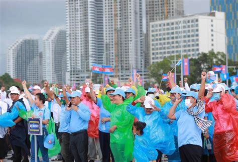 លោក សាយ សំអាល់ ៖ ថ្នាក់ដឹកនាំ និងមន្ត្រីគណបក្សប្រជាជន បានបំពេញតួនាទី