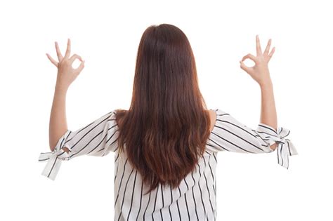 아시아 여자의 다시 보기 더블 확인 손 기호 표시 20 29세에 대한 스톡 사진 및 기타 이미지 20 29세 사람들 사진 이미지 Istock
