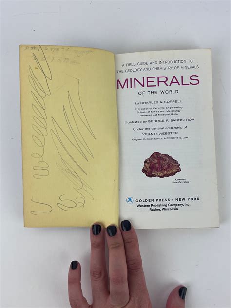 Minerals Of The World Dovetail