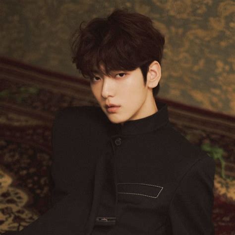 Pin by ౨ৎ on ੭ㅤ bunny Txt Idol Boyfriend pictures