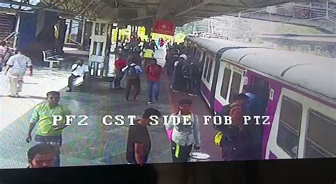 Ministry Of Railways On Twitter सतर्क आरपीएफ कर्मी ने बचाई बच्चे की