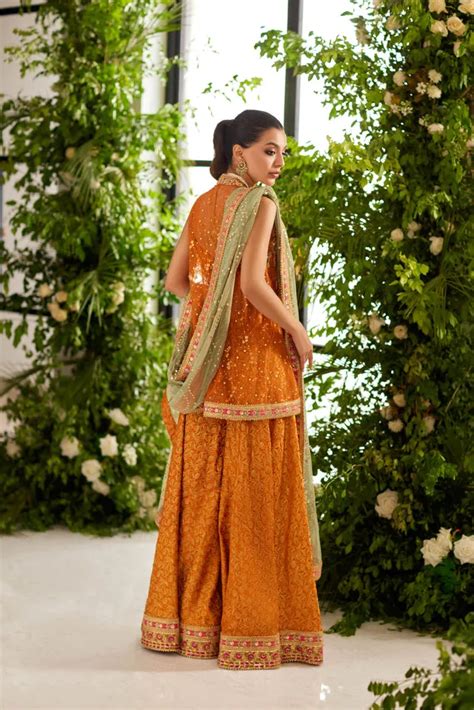 Mhc Modern Sophistication Mina Hasan Formals