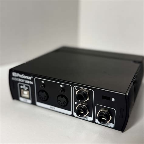 AudioBox Studio Black Jawa