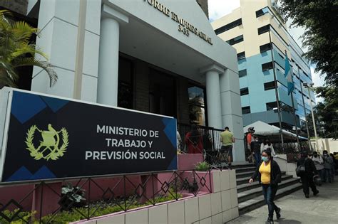 Nombran A Nuevos Integrantes De La Comisión Nacional Del Salario
