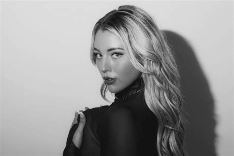 Jadelyn Visual