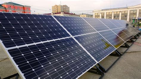 Солнечные панели на балконе СЭС на балконе Бесплатное электричество Youtube