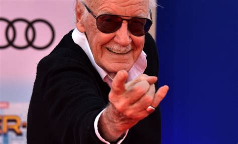 Stan Lees Tochter Wehrt Sich Gegen Missbrauchsvorwürfe