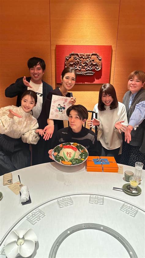 川人未帆さんのインスタグラム動画 川人未帆instagram「・ 大変遅ればせながら、 独立おめでとう Ryo0603 ‼️ セブン
