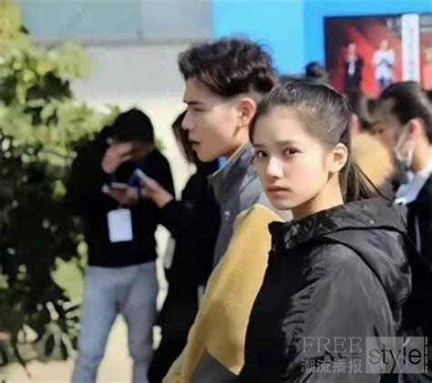 张婧仪素颜五官超立体 真是素颜美女天花板了吧！freestyle潮流网