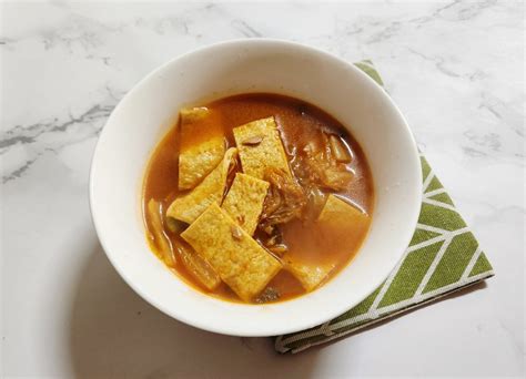어묵으로 시원한 맛을 더한 어묵김치찌개 만들기