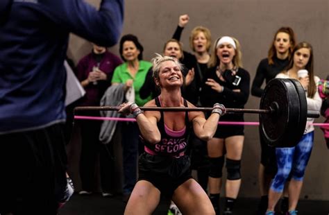 Pin By Barbend On Powerlifting Women Powerlifting Women Powerlifting