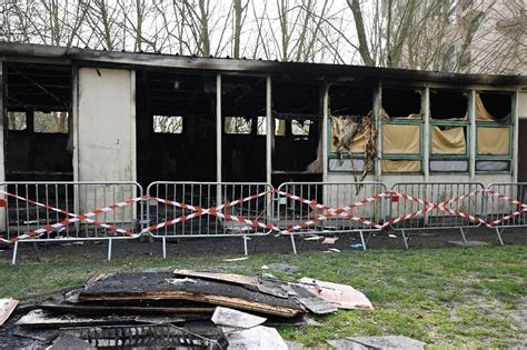 Violences à Sevran Après La Mort Dun Homme Tué Par La Police Jusquà