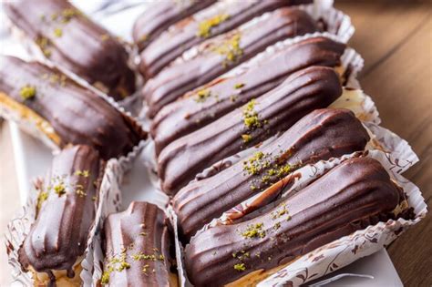 Eclairs De Chocolate