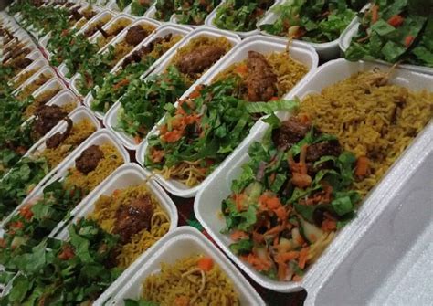 Party Jollof Rice With Hot N Spiced Chicken And Season Salad Recipe By