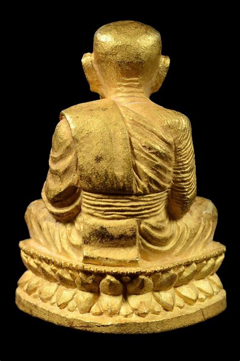 หลวงปู่ทวดรุ่นสร้างเจดีย์ พิมพ์กลาง เนื้อทองคำ ปี 2533 ร้าน เอกรัชดา