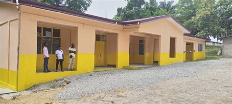 Gh¢250000 Classroom Block Inaugurated At Teberebe Ghanaian Times
