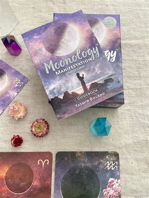 moonology ~ manifestation oracle