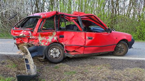 DELMAGYAR Menet közben nyílt fel a motorháztető ez okozott súlyos