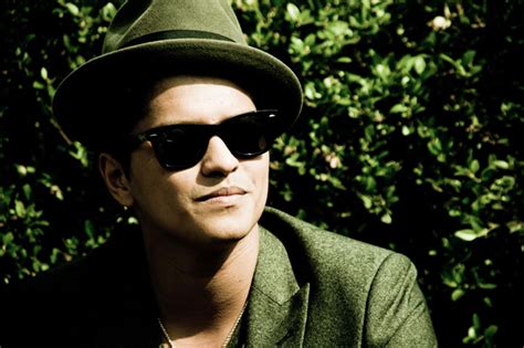 Famous News Bruno Mars Lança Clipe Alternativo Para A Música The Lazy