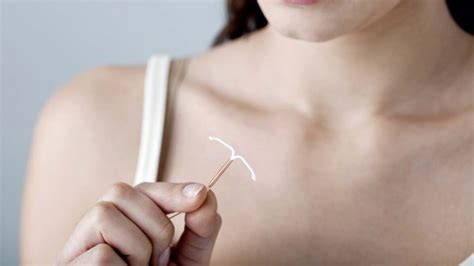 Can You Really Remove Your Own IUD Lifehacker