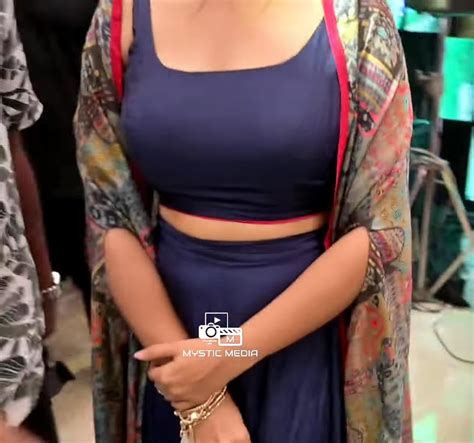 Nikhila Vimal Nikhilechi Rmalluhorny