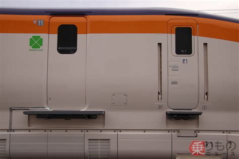 画像ギャラリー 初公開！山形新幹線の新型「e8系」車内も華やか「ずんぐりむっくり」の理由は？ 乗りものニュース