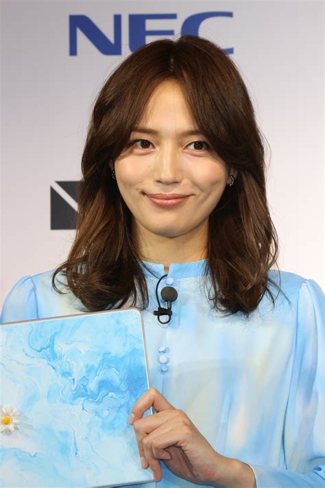 あなたの個性を輝かせるpc！川口春奈が「lavie Sol」の新cm発表会で語った思いとは？ 日刊エンタメクリップ