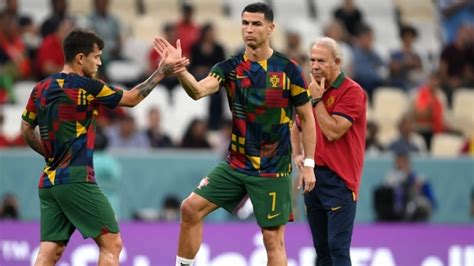 رونالدو يتدخل لإقناع أوتافيو بالانتقال إلى النصر السعودي