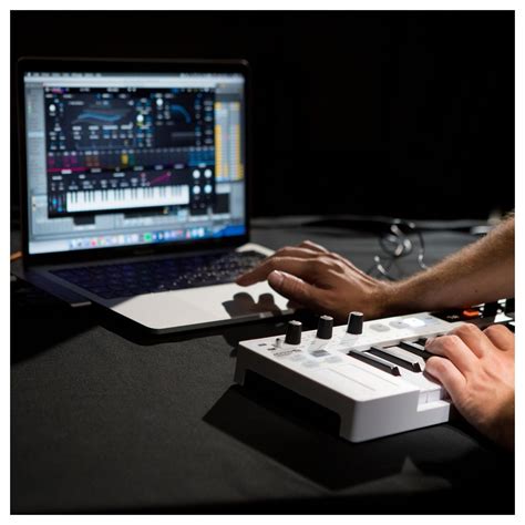 Arturia Keystep 37 At Gear4music