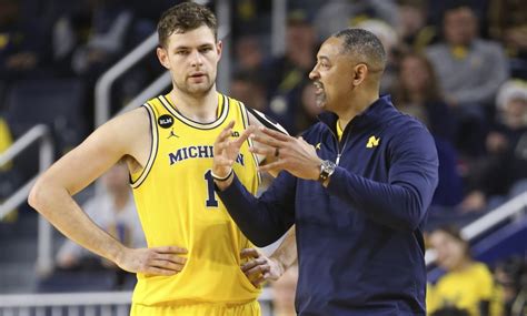 Big Ten Roundup Jan 1 Michigan Snaps Losing Streak With Blowout Win