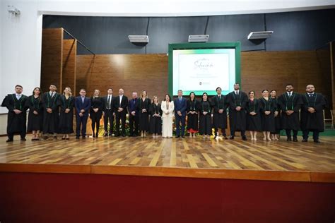Onze novos defensores públicos são empossados no Acre ac24horas