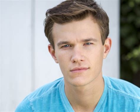 Poze Sam Schweikert Actor Poza 6 Din 8 Cinemagia Ro