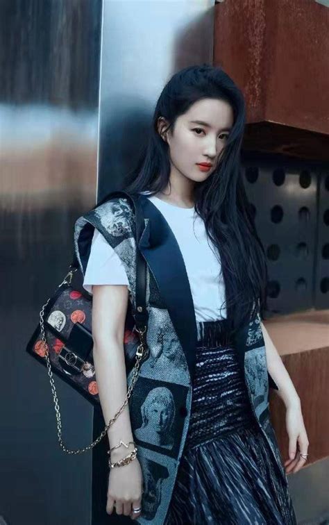 至今为止未婚的15位内地大龄女明星，最大的52岁，最小的34岁杨钰莹许晴李冰冰