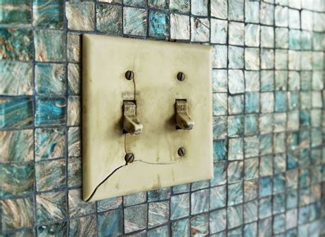 Signs That You Need A Light Switch Repair