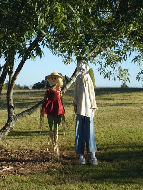 Literacy Minute Dingle Dangle Scarecrow