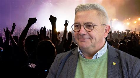 Kris Van Dijck Over Acdc Dessel Staat Naast Londen Parijs En Wenen