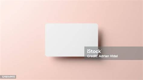 빈 신용 카드 모형은 3d 렌더링에서 중립 배경 위에 떠 있습니다 둥근 모서리 명함 디자인 템플릿을 모의 형판에 대한 스톡 사진 및 기타 이미지 Istock